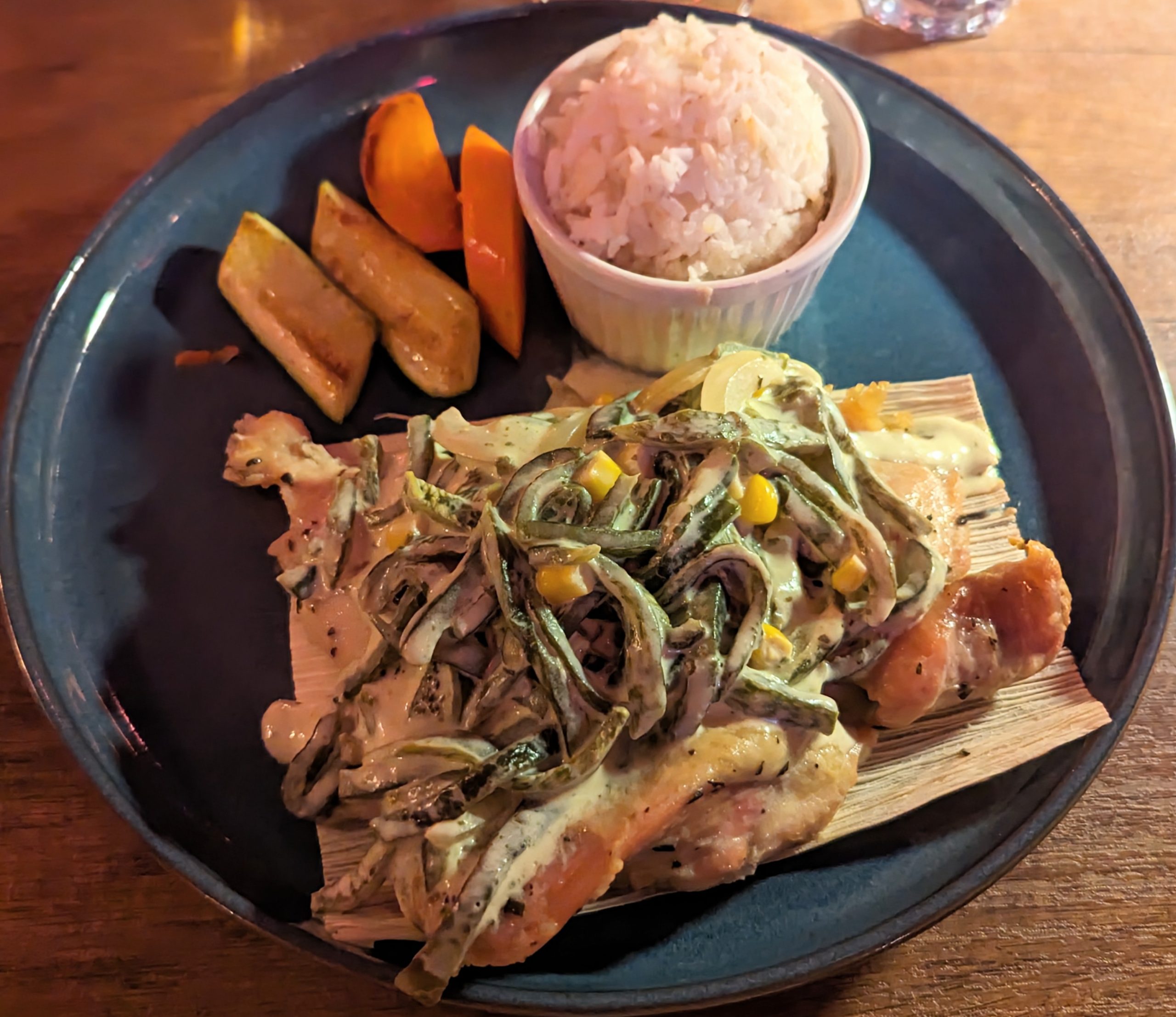 Lula Lounge - YUMMY 4 UR TUMMY